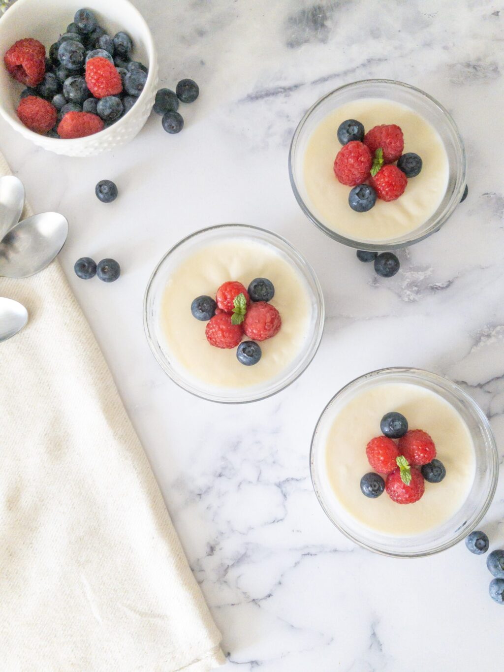 Low Carb Panna Cotta with Mascarpone - Yaidy Makes