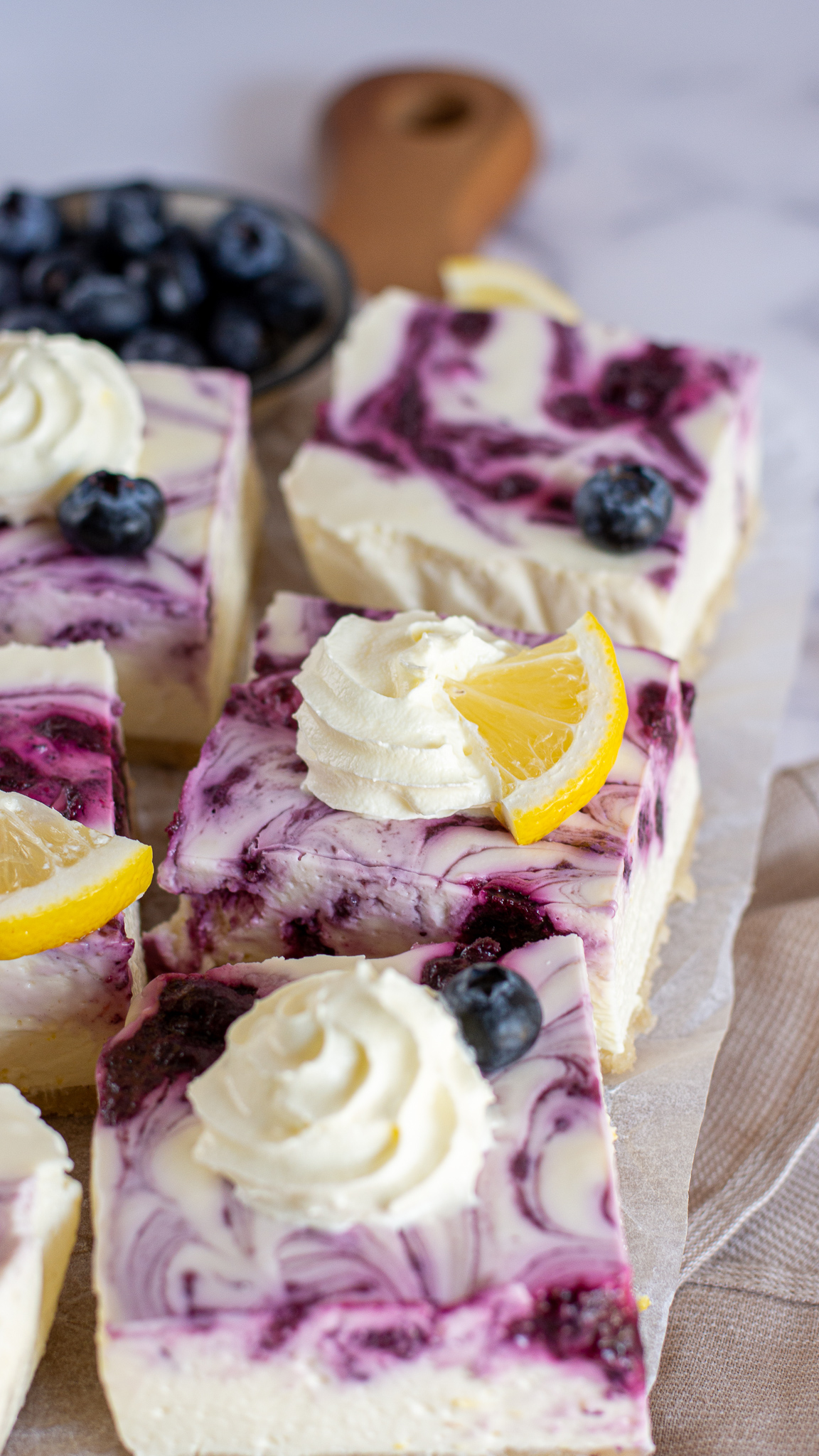No Bake Lemon Blueberry Cheesecake Bars Yaidy Makes